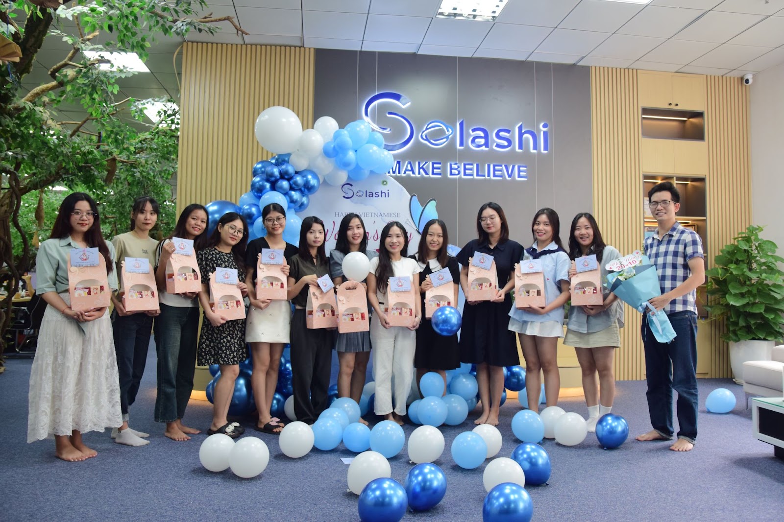 「女性の日」をソラシで盛大に祝いました！ - Solashi